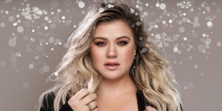 Kelly Clarkson Biography, Age, Height, Husband, Net Worth - StarsWiki