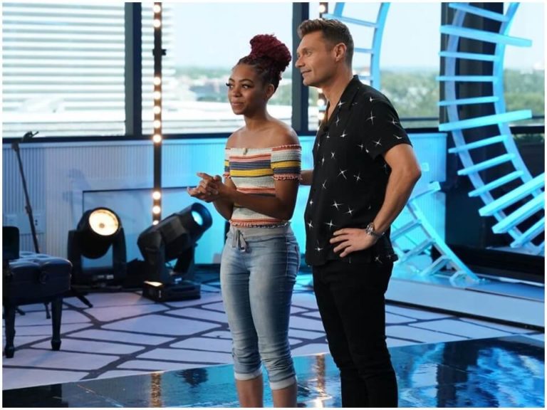 Courtney Timmons Biography, Age, Height, Boyfriend, Net Worth - StarsWiki