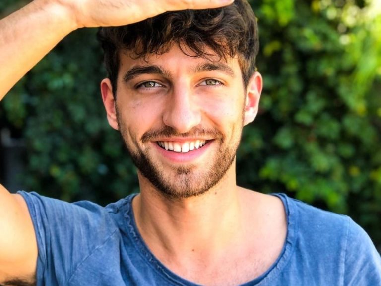 Dallas Hart Biography, Age, Height, Girlfriend, Net Worth - StarsWiki