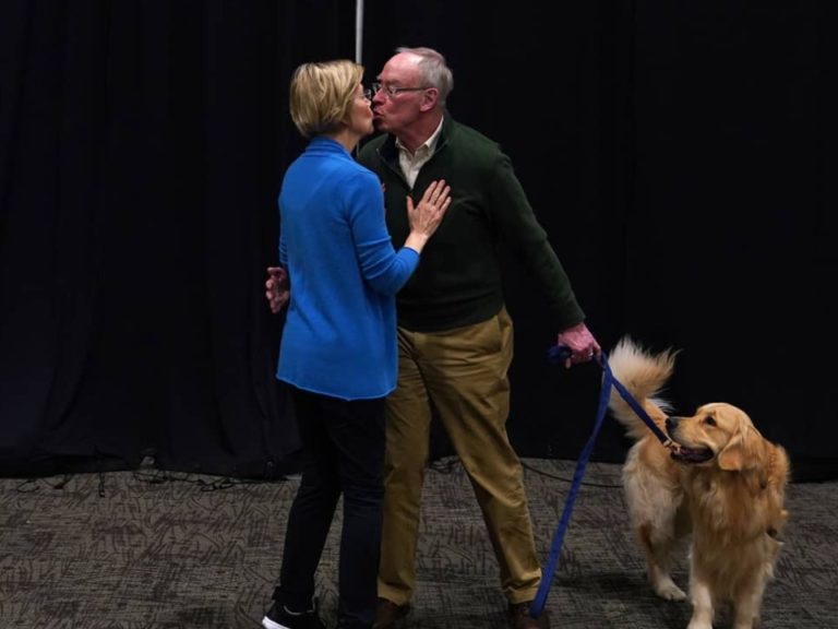 Elizabeth Warren Biography, Age, Height, Husband, Net Worth - StarsWiki