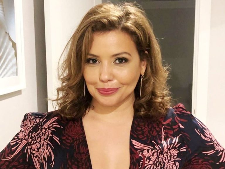 Justina Machado Biography, Age, Height, Boyfriend, Net Worth - StarsWiki