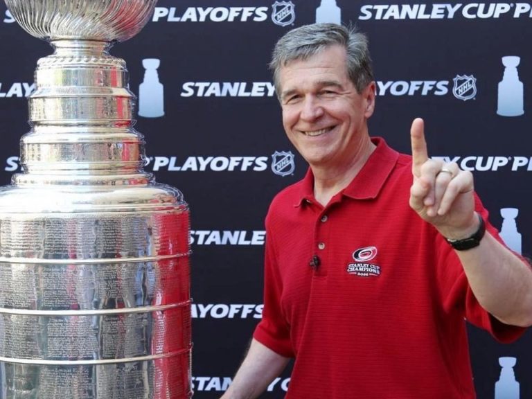 Roy Cooper Biography, Age, Height, Wife, Net Worth - StarsWiki