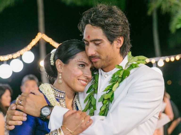 Tulsi Gabbard Biography, Age, Height, Husband, Net Worth - StarsWiki