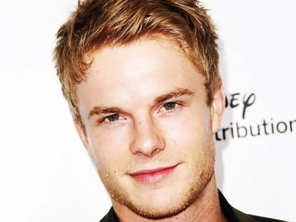 Graham Rogers Biography, Age, Height, Girlfriend, Net Worth - StarsWiki