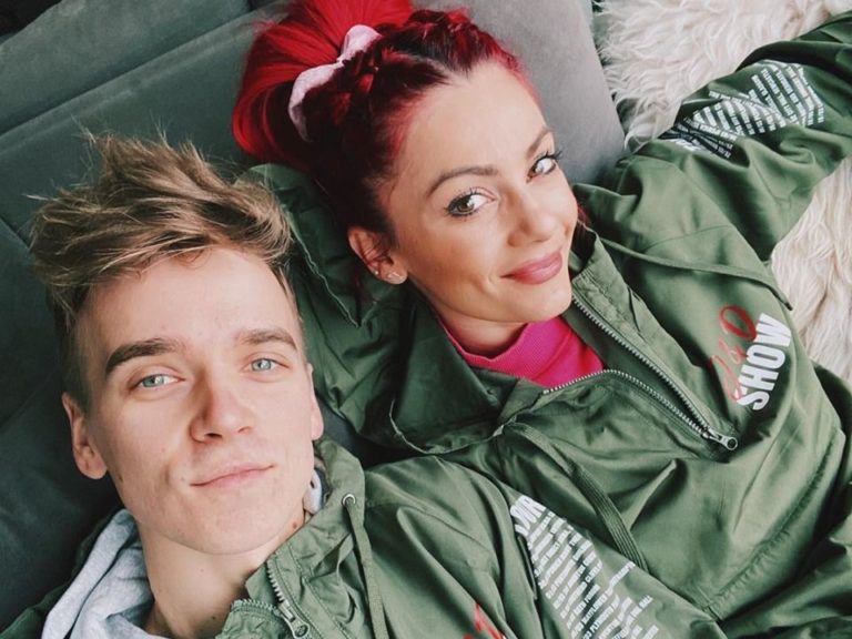 Joe Sugg Biography, Age, Height, Girlfriend, Net Worth - StarsWiki