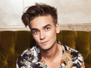 Joe Sugg Biography, Age, Height, Girlfriend, Net Worth - StarsWiki