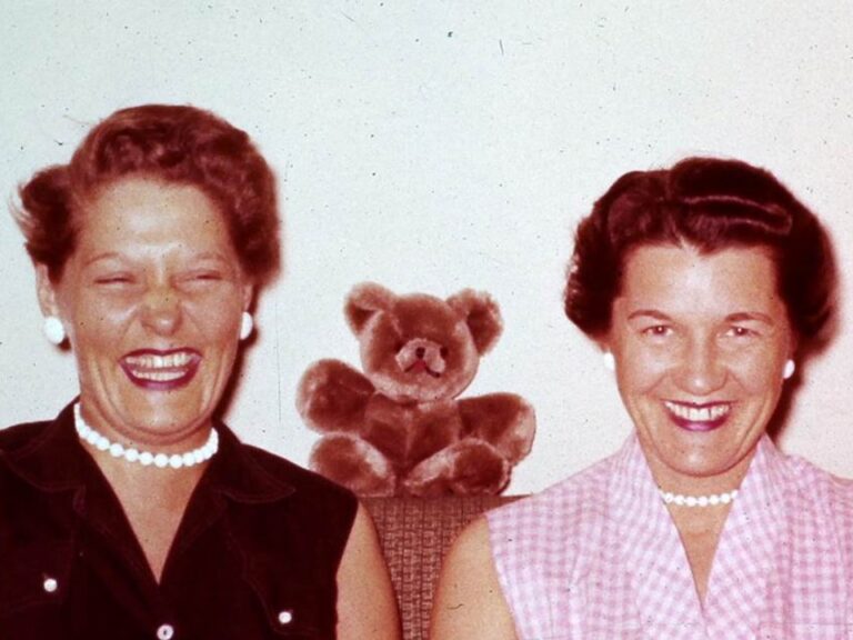 Terry Donahue Biography, Age, Height, Net Worth, Story, Wiki - StarsWiki